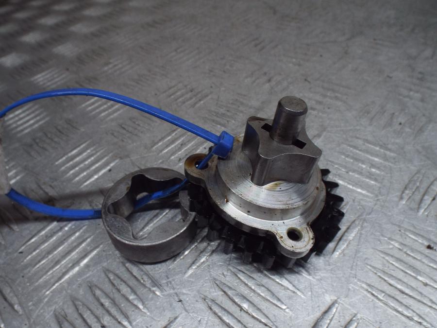 BMW F650 Rotax 2001-On Engine Oil Pump Unit & Gear
