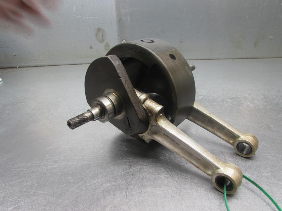 BSA A65 A 650cc Twin Star 1964 Crankshaft And Con Rods 68 55 R2R 881 893