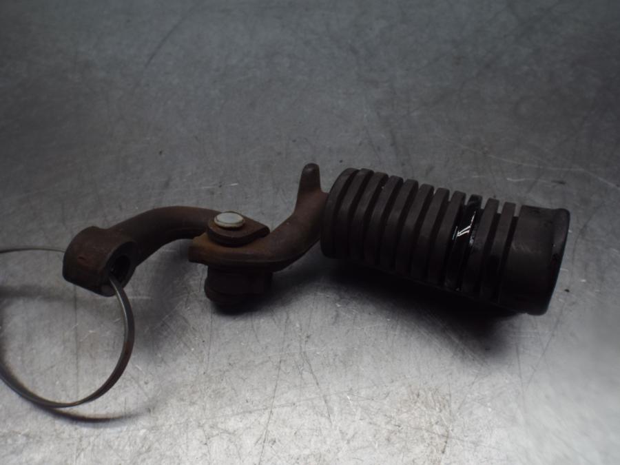 Honda CB550 F Circa 1975-1977 Right Hand Side Front Footrest And Bracket