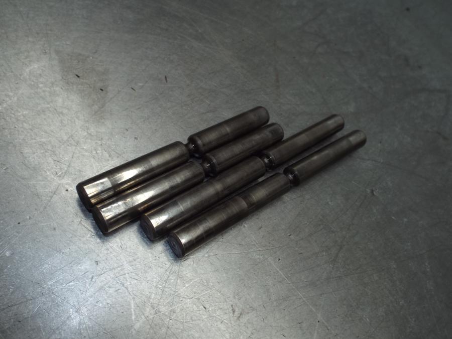 Honda CB750 SOHC K1-K6 1971-1976 Motorcycle Rocker Spindles x 4