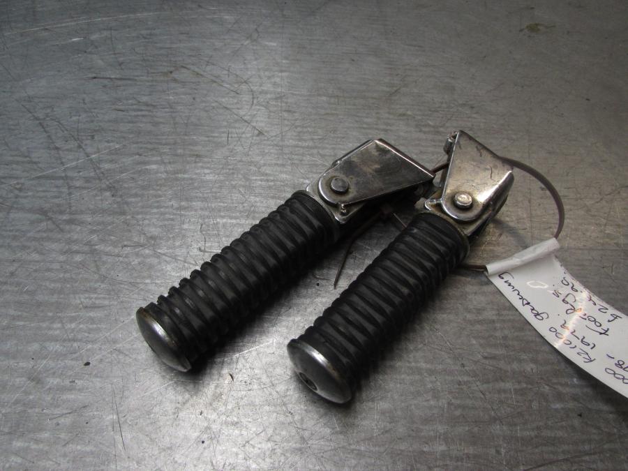 Honda GL1000/KZ1000 GOLDWING GL 1000 1978-79 Pillion Foot Pegs / Foot Rests