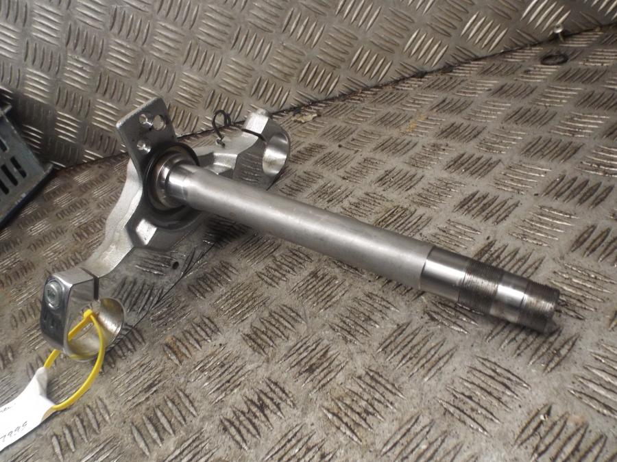 Honda VF750C Magna 1994-On Bottom Yoke & Steering Stem
