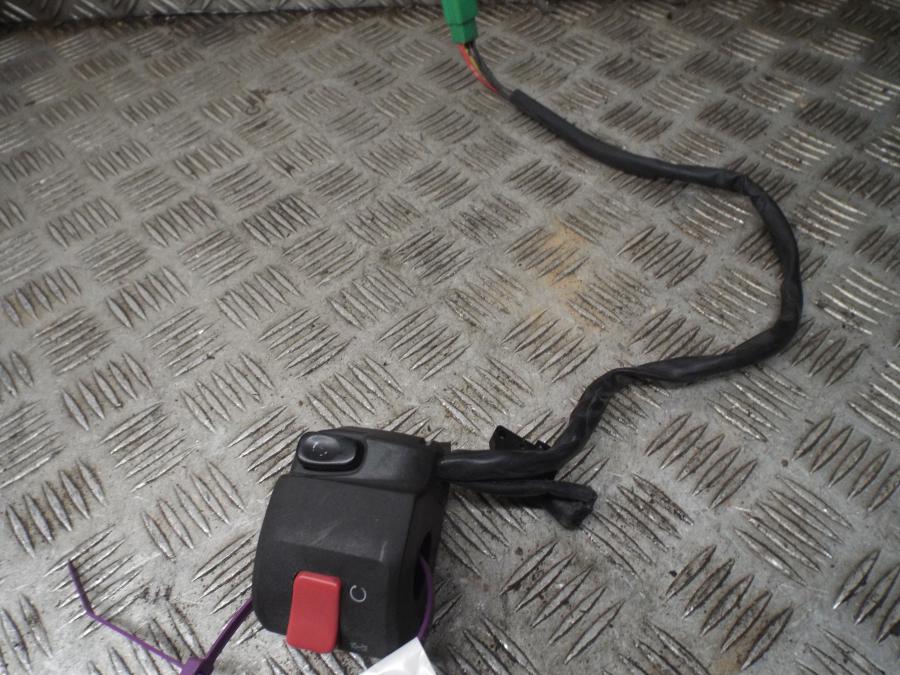 Kawasaki GPX250 GPX 250 1988-On Right Hand Switchgear Switch Gear