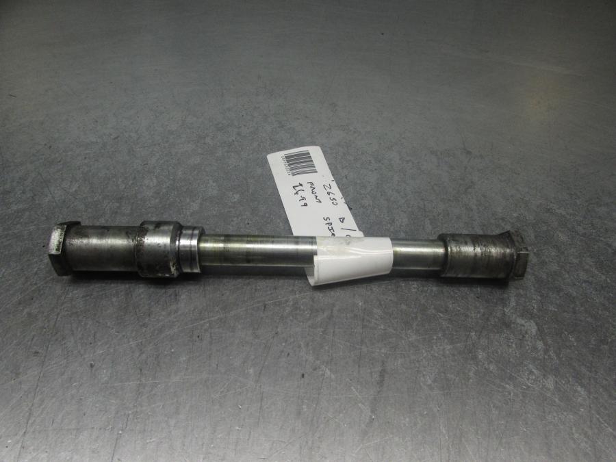 Kawasaki Z650 B C Motorcycle Front Wheel Spindle