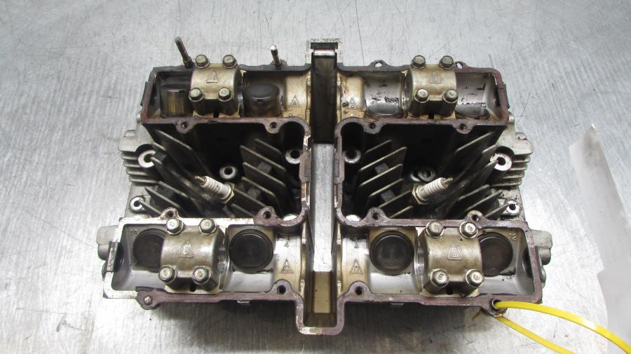 Suzuki GS550 Motorcycle Engine Cylinder Head