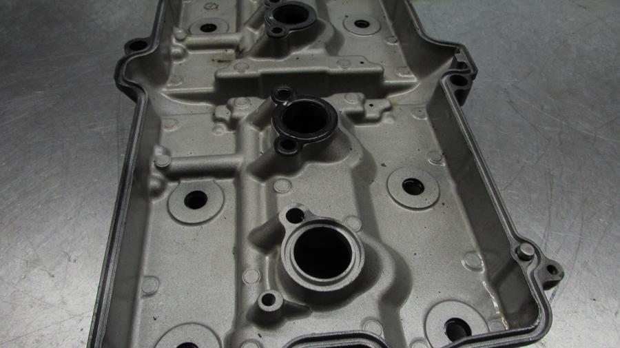 Suzuki GSX400F INAZUMA GSX 400 1997-On Engine Rocker Cover / Housing ...
