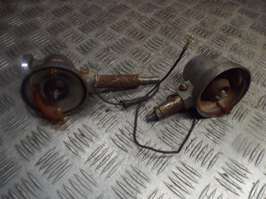 Suzuki GT380 GT550 GT750 1972-1976 3x Rough Indicator Bodies