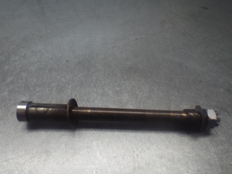 Yamaha DT360A DT 360 A 1973-1975 Front Wheel Spindle