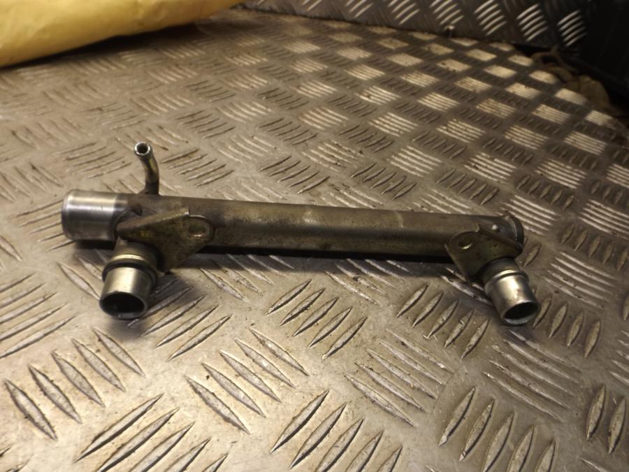 Yamaha FZR400RR FZR400 RR 3TJ SP Water Line From Cylinder Head