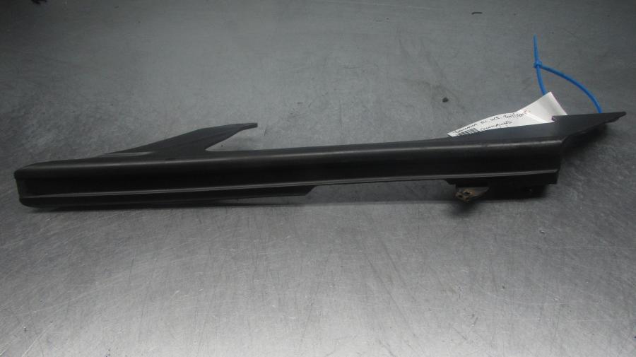 Yamaha R1 4C8 2007-2008 Motorcycle Chainguard Chain Guide Assembly