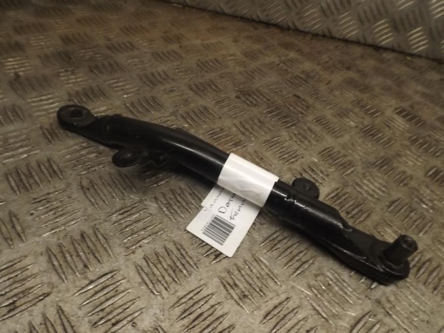 Yamaha VMAX V-MAX VMX1200 3UF Removable Frame Rail Engine Support