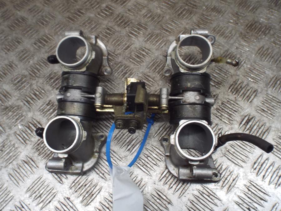 Yamaha VMX1200 VMX 1200 VMAX Inlet Manifold