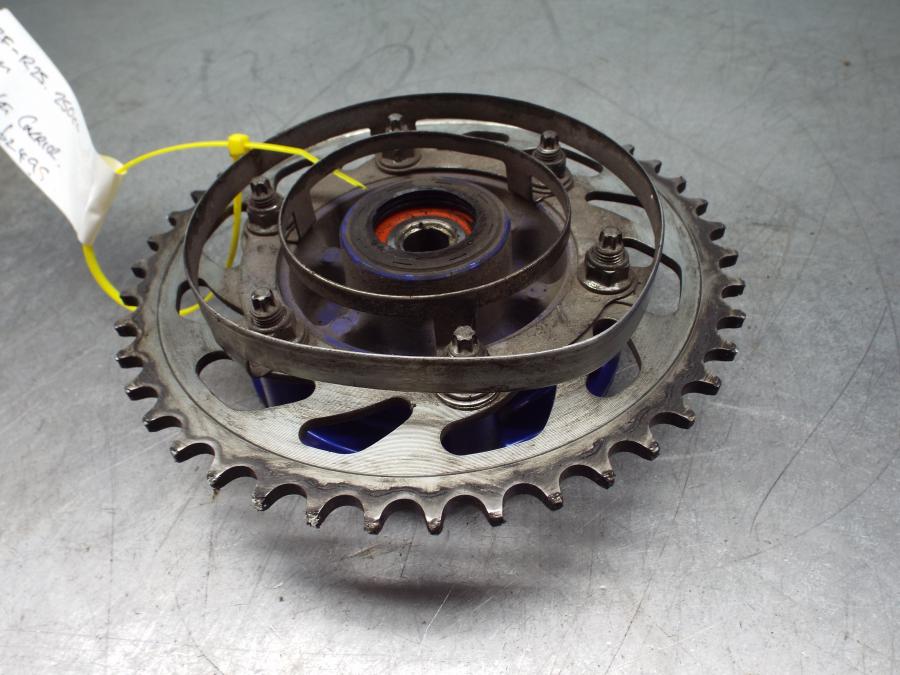 Yamaha YZF-R25 250CC 2014-on Rear Back Sprocket Carrier