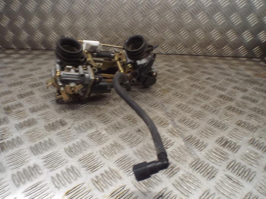 Suzuki SV650 SV 650 Circa 2006 Throttle Bodies