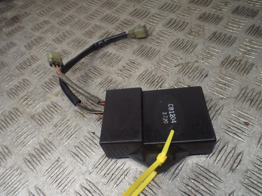 Suzuki RGV 250 RGV250 VJ22A CDI Igniter Box Unit