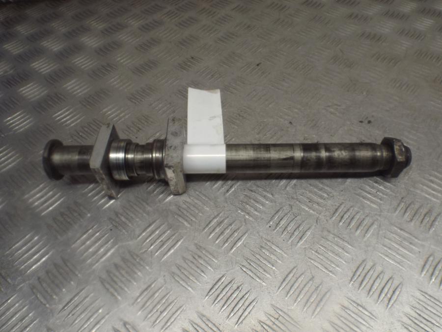 Suzuki GSX1300 R Hayabusa 1999-2007 Rear Back Wheel Spindle Axle