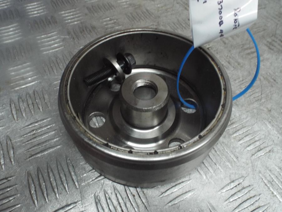 Honda VFR800 F1 1998-2001 Generator Rotor Flywheel Fly Wheel