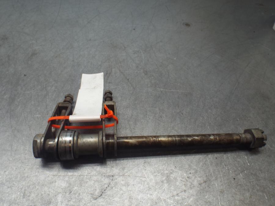 Kawasaki Z650 B 1976-On Motorcycle Rear Wheel Spindle