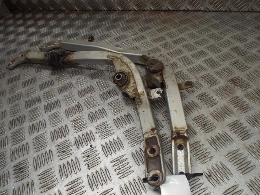 Yamaha FJ1100 FJ 1100 Pair Of Frame Rails