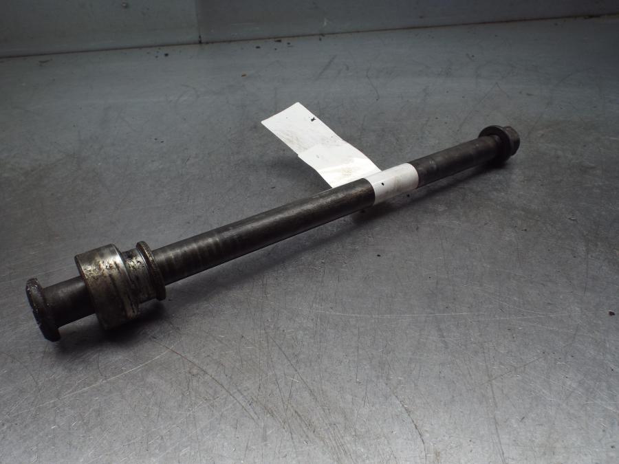 Yamaha YZF600 Thundercat Motorcycle Rear Wheel Spindle