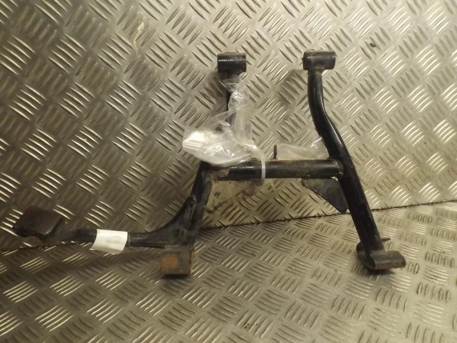 Suzuki GS750T GS750 T 1982 USA Spec DOHC Centre Main Stand And Spring