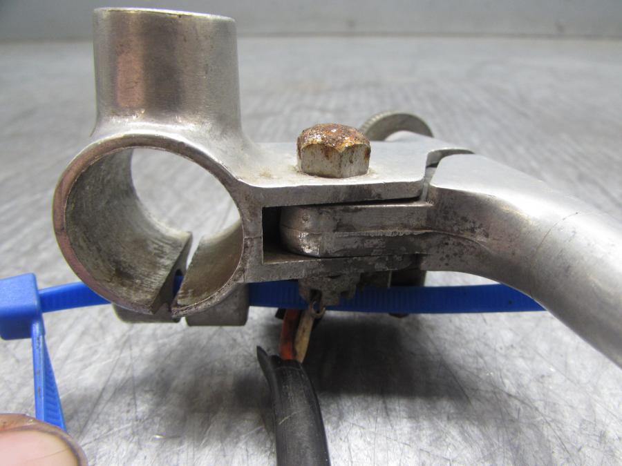 Suzuki T250/T35/GT380J 1969-72 Front Brake Lever And Mounting 8mm Thread