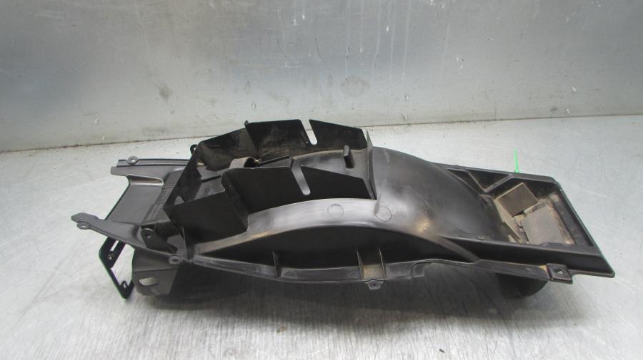 Suzuki GSF1200 Bandit Mk2 2000-On Motorcycle Rear Inner Mudguard