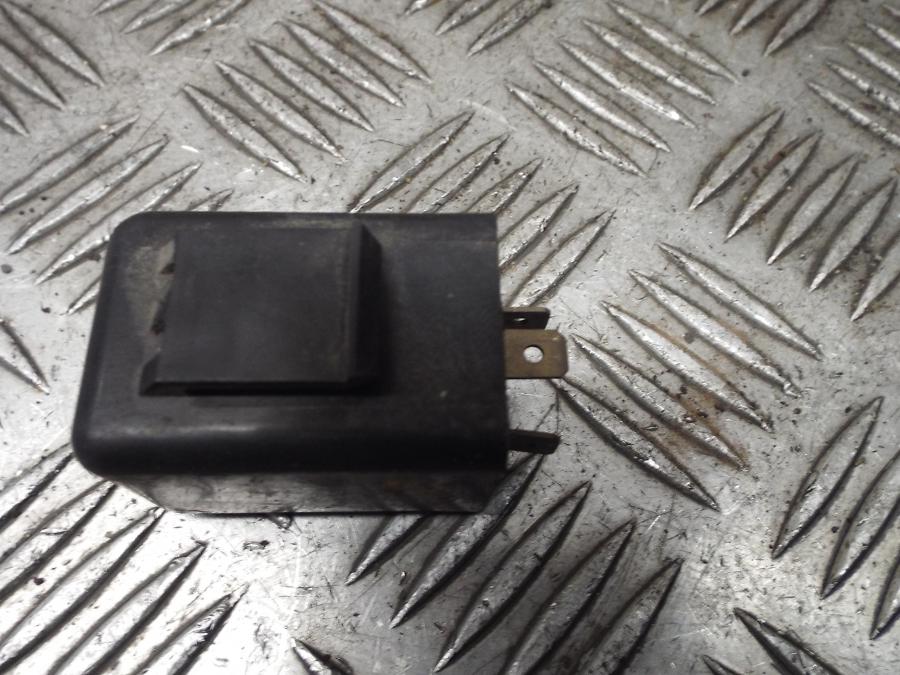 Kawasaki ZZR1100C ZZR1100 C 1990-1994 Hazard Warning Unit a