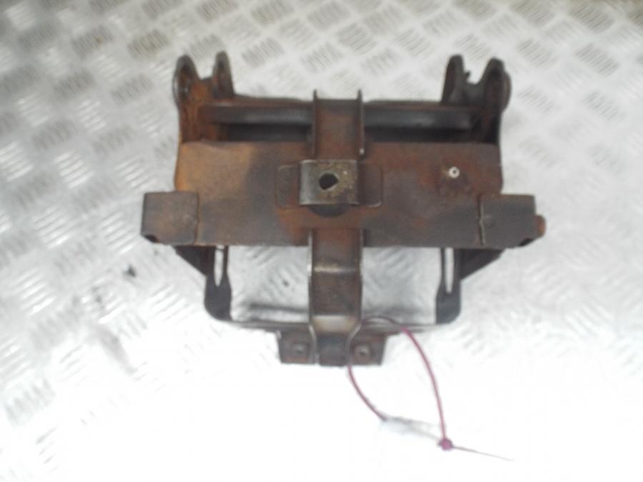 Yamaha TX650 1974-1975 74-75 Battery Box Holder Carrier