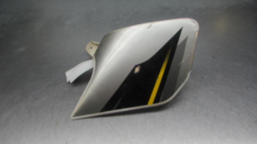 Yamaha XT225 Serow 2002-2003 Motorcycle Left Hand Side Tank Shroud Scoop